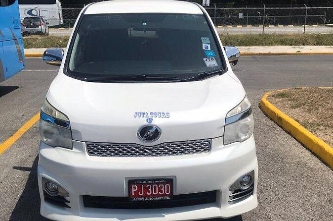 Montego Bay Airport Taxi to Princess Grand Jamaica Green Island - The Experience in Practice