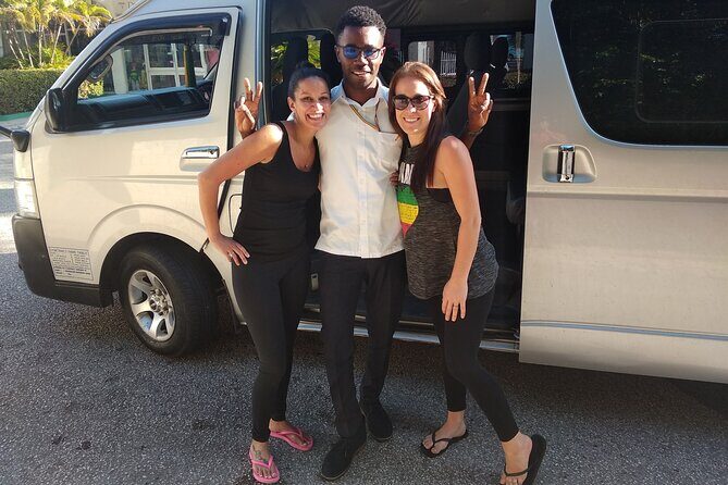 Montego Bay Airport Transfer to and from Hotels in Montego Bay. - The Authentic Touch: What You Can Expect