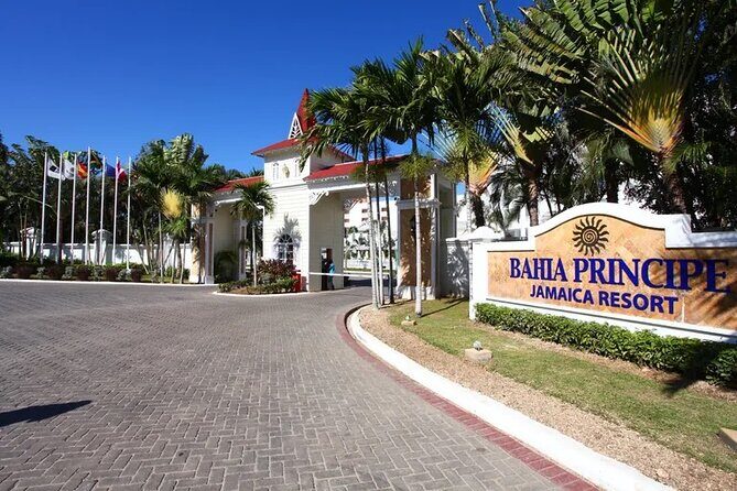 Montego Bay Bahia Principe Grand Jamaica Private Airport transfer - Arrival at Montego Bay Airport
