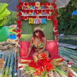 Montego Bay: Bamboo Rafting with Limestone Massage & Shopping - Analyzing the Value