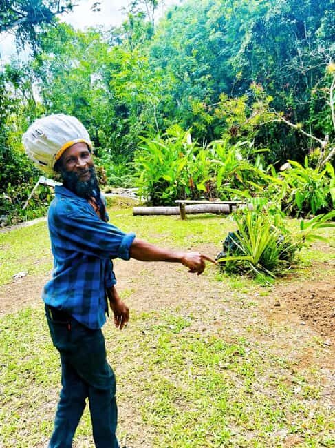 Montego Bay: Cockpit Caves Experience - A Closer Look at the Cockpit Caves Experience