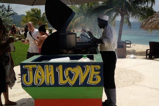 Montego Bay Highlights Tour with Shopping & Bamboo River Rafting - Who Will Love This Tour?