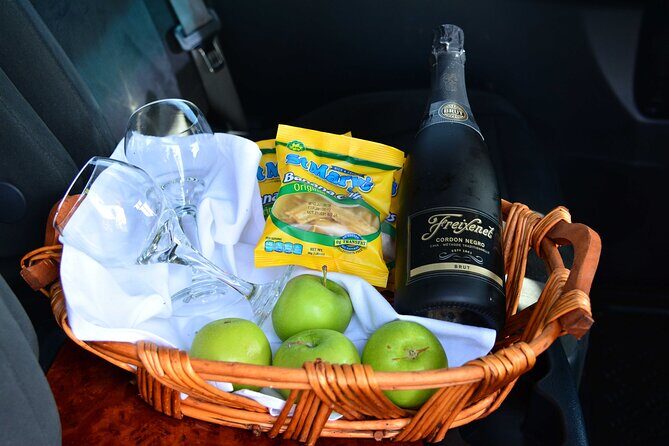 Montego Bay Hotels Private Transfer To & From MBJ Airport - The Experience: Reliability and Comfort