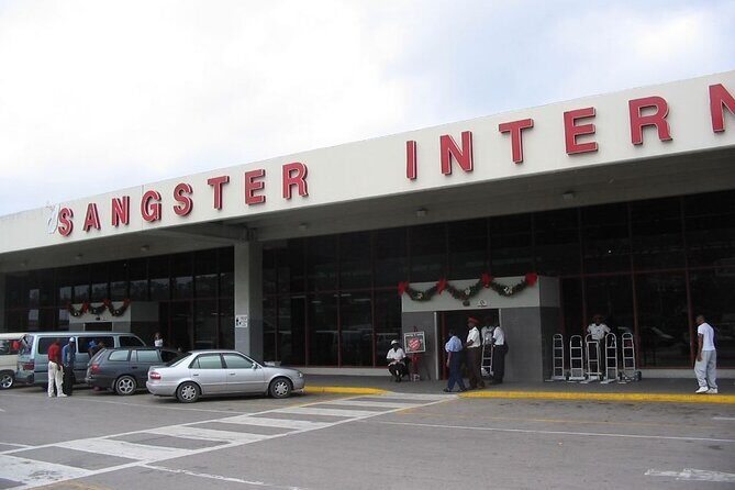 Montego Bay Jamaica Airport Transfer to Hotels in Montego Bay - Detailed Breakdown of the Experience