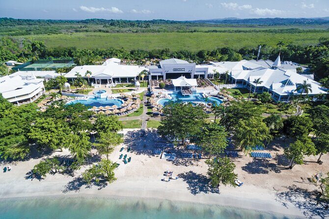 Montego Bay Jamaica Sangster Airport Transfer to hotels in Negril - Why Travelers Rave About This Service