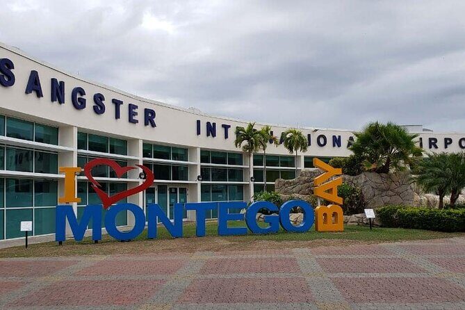 Montego Bay (MBJ) Airport Private Transfer to Ocho Rios Hotels - The Booking and Cancellation Experience