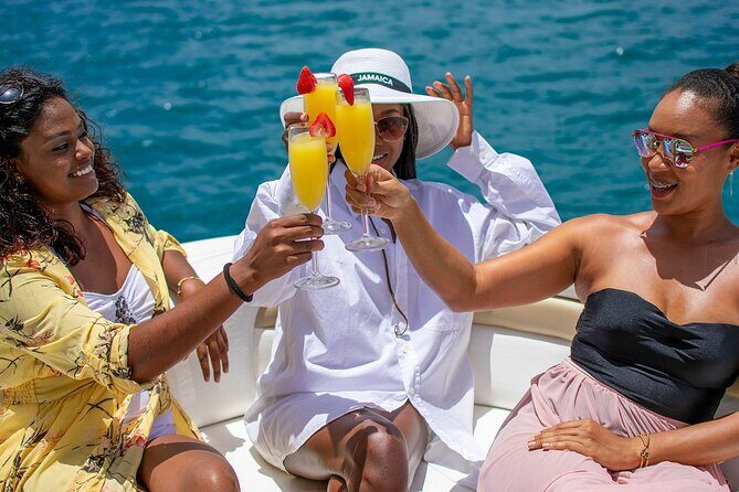 Montego Bay Private Yacht Tour with Open Bar and Lunch - What’s Included and What You Should Consider