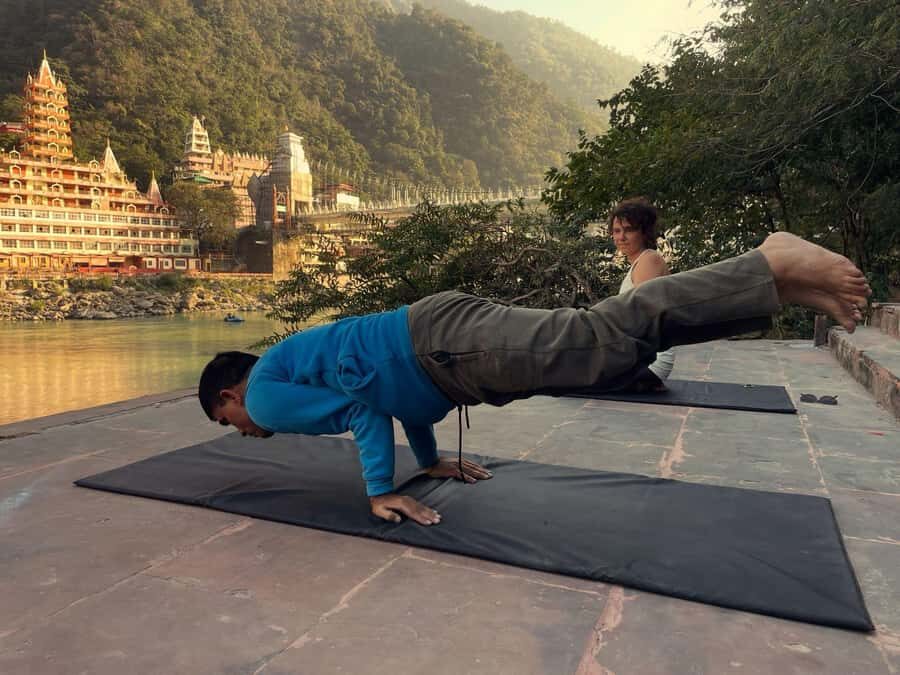 Morning Outdoor Yoga Session Rishikesh - What to Expect from a Morning Yoga Session in Rishikesh