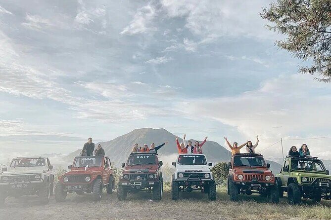 Mount Batur: Sunrise Jeep Safari & Ring of Fire Expedition - Reaching the VIP Viewpoint: Witnessing the Sunrise