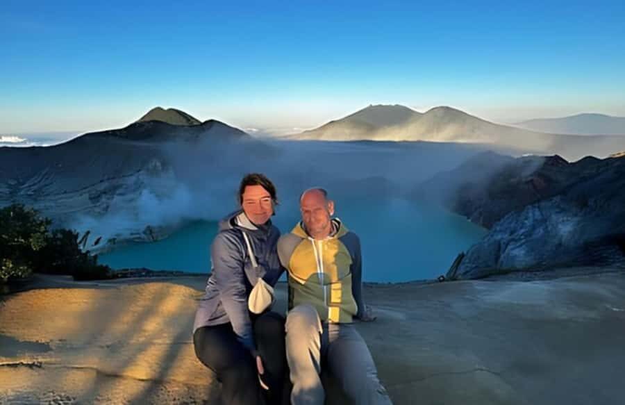 Mount Ijen Sunrise Trek :Blue Flames and Crater views - An In-Depth Look at the Mount Ijen Sunrise Tour