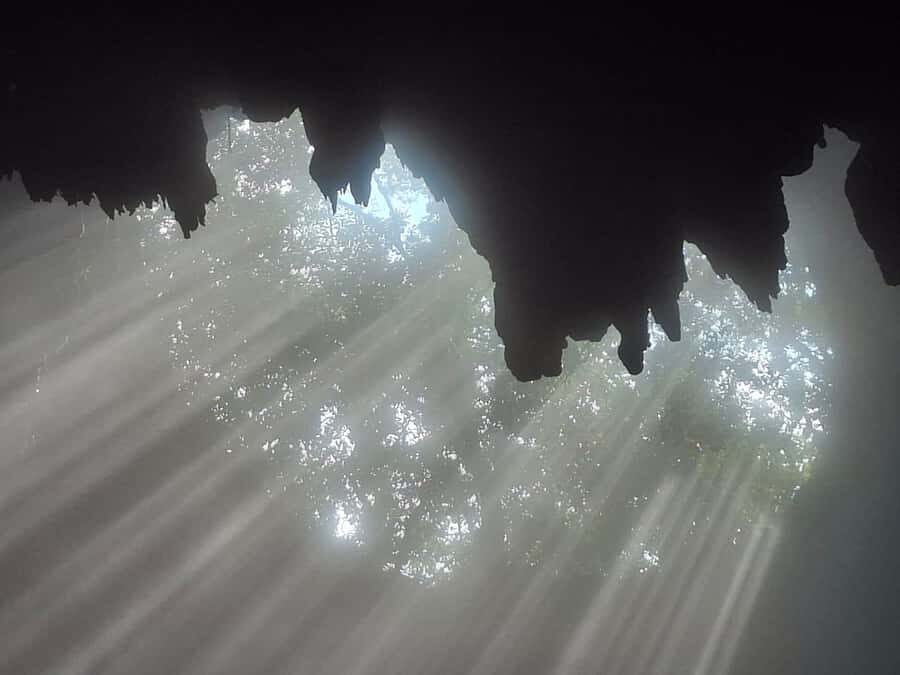 Mount Merapi Sunrise, Jomblang Cave & Prambanan Sunset tour - Starting Your Day: Early Mornings and Quiet Roads