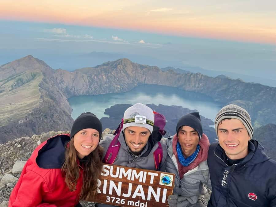 Mount Rinjani Trekking: 2D/1N Hike To Summit 3726m Full View - What Makes This Trek Stand Out?