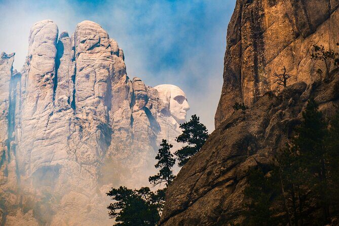 Mt Rushmore & Crazy Horse + Sylvan Lake/Needles Tunnel - The Value of the Tour
