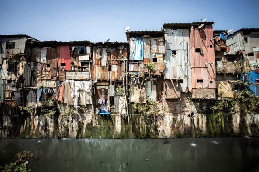 Mumbai: Dharavi Slum Tour with Home Visit Shore Excursion - Discovering the Small Industries and Factories