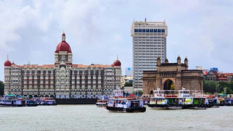 Mumbai Full-Day City Tour with Elephanta Caves Tour - Lunch and Transition to Elephanta