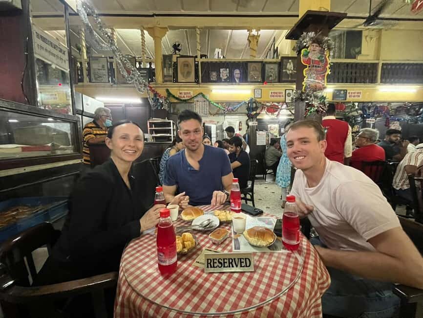 Mumbai: Street Food Tour with 7-8 Tasting Courses - Who Should Book This Experience?