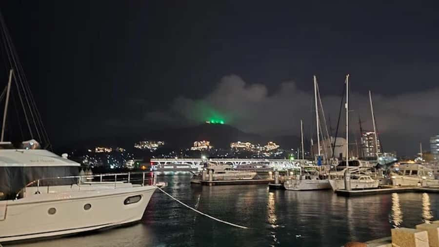 Nagasaki: Dejima Evening Tour with Mount Inasa Ropeway - Who Should Consider This Tour?