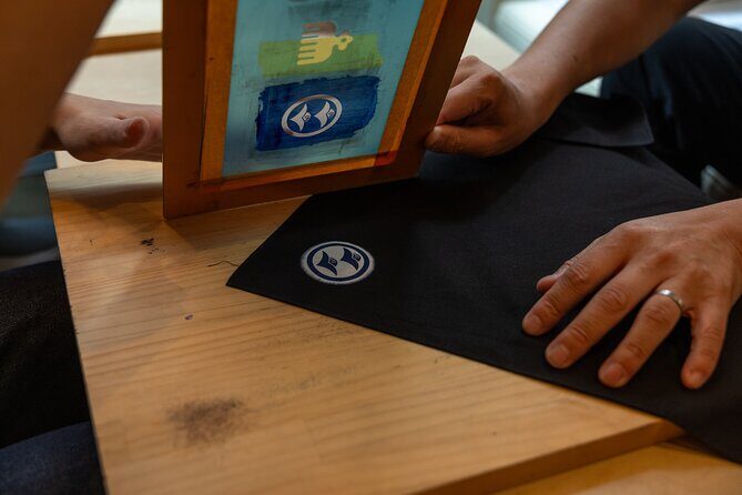 Nagoya Kuro Montsuki Traditional Family Crest Dyeing Workshop - Frequently Asked Questions