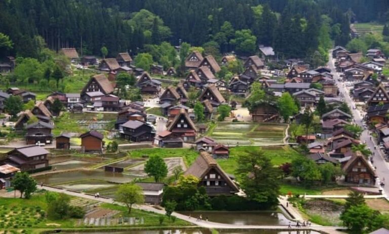 Nagoya: Shirakawa-go, Takayama & Snow Wall 2-Day Tour - The Value of This Tour