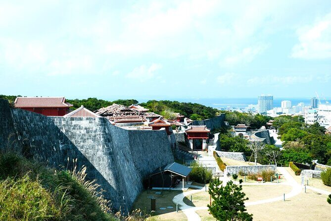 Naha: 1.5h Shurijo Castle Tour into the Heart of Ryukyu - How the Tour Is Structured