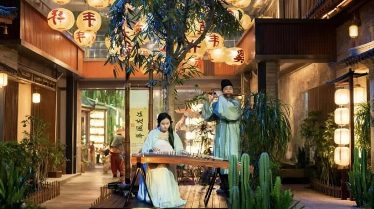 Nanchang Yuzhang Feast: Immersive Royal Banquet Experience - The Costume and Photoshoot Experience