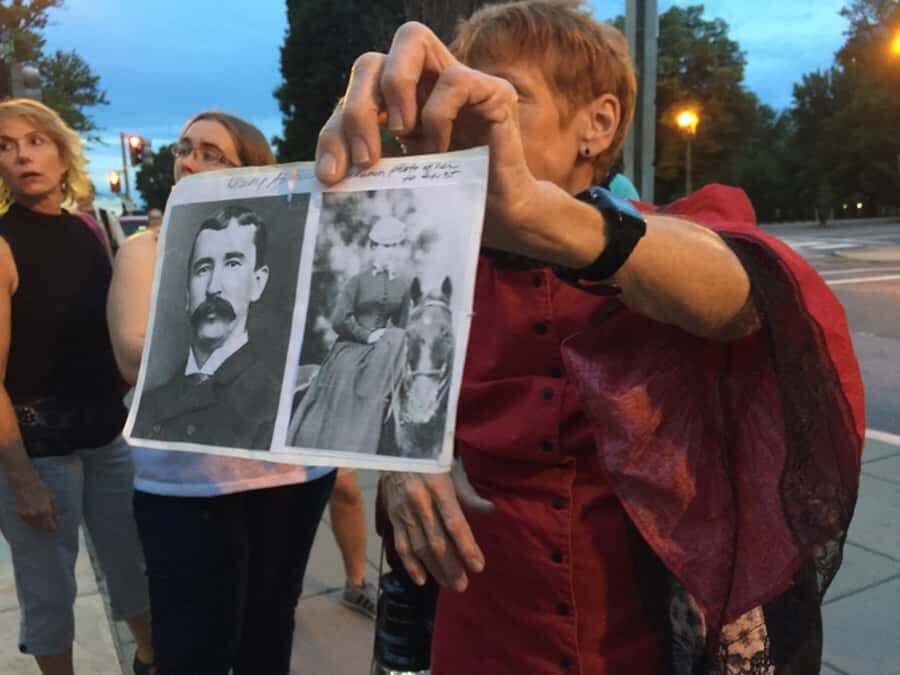 Nashville: Haunted History Walking Tour with Guide - What is the Nashville Haunted History Walking Tour?