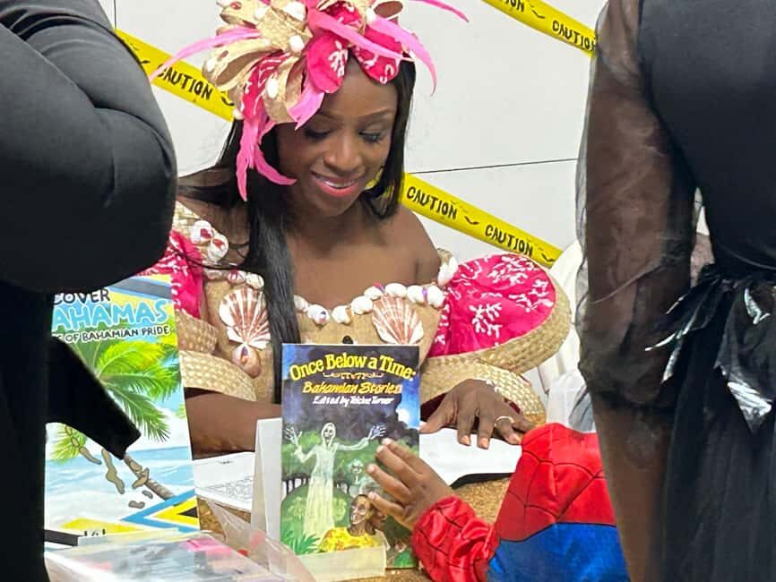 Nassau: Coloring Experience and Slave Village History Tour - Detailed Breakdown of the Itinerary