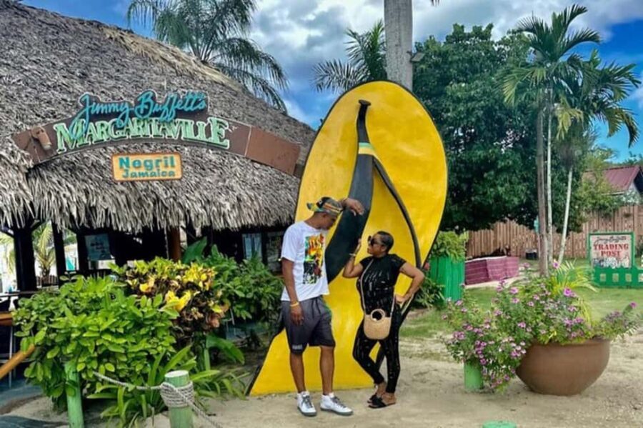 Negril: Epic Rick's Cafe & 7 Mile Beach Day Trip - Seven Mile Beach: The Pinnacle of Relaxation