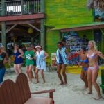 Negril's Private Day Trip with Margaritaville and Rick's Cafe - The Sum Up