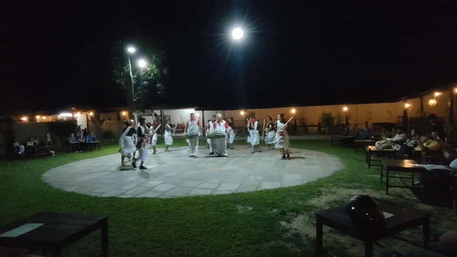 Nepal: 8Days Triangle Tour Of Kathmandu Pokhara And Chitwan - Transportation, Group Size, and Overall Value