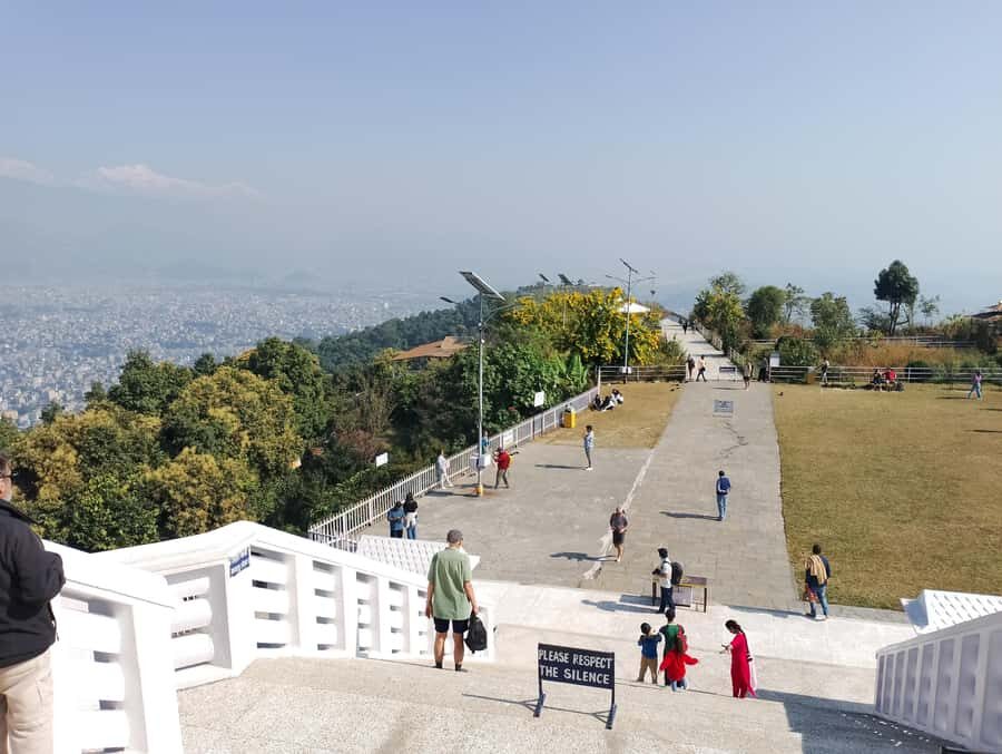 Nepal in 8 Days: Pokhara, Mustang & Chitwan Adventure - Journey through Mustang: From Lakes to Mountain Majesty