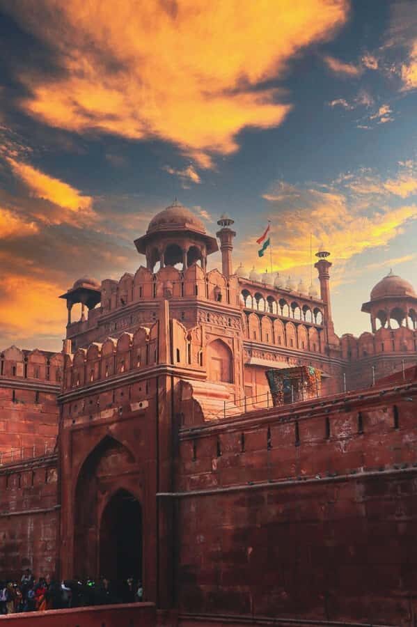 New Delhi: Red Fort Guided Tour with Entry Ticket - What Makes This Tour Stand Out