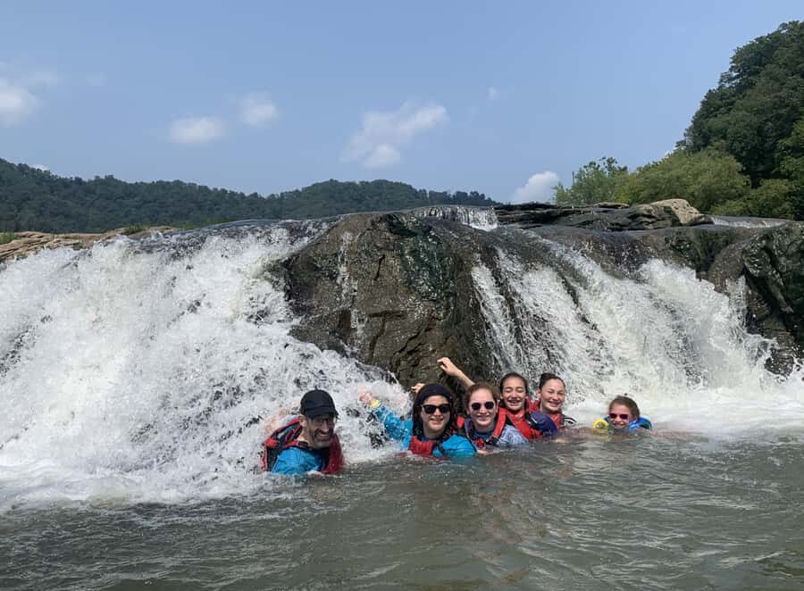 New River Gorge: Guided Paddleboard or Kayak Tour - Why the New River Gorge Paddle Tour Offers Great Value