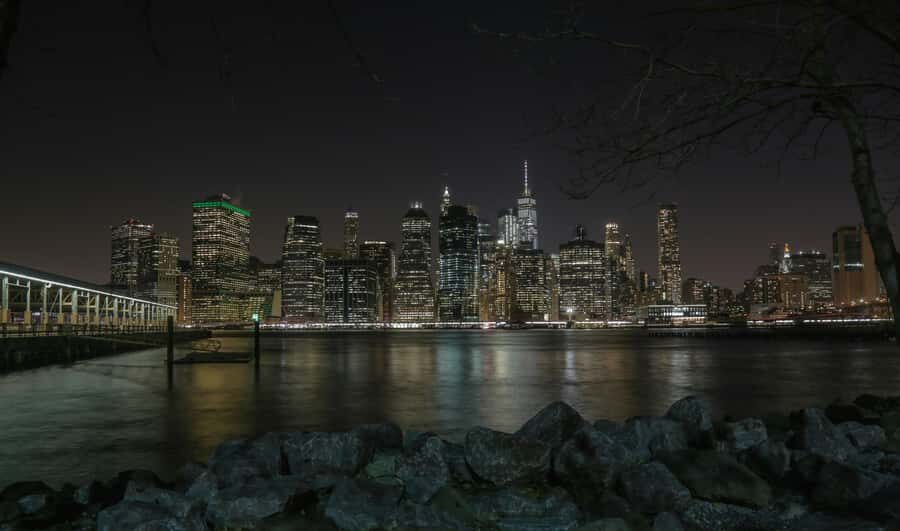 New York City Night Skyline Tour with Dumbo and Gantry Plaza - Practical Aspects & Experience Quality