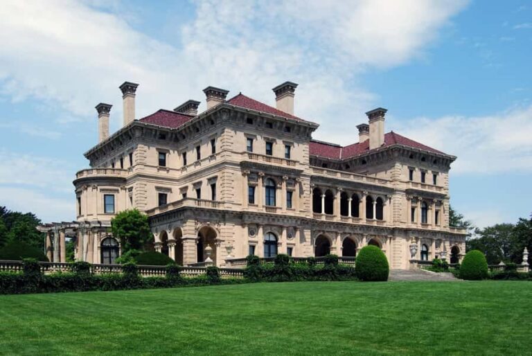 Newport, RI: Newport Mansions Ticket - 1 or 2 Mansions - Who Will Love This Experience?