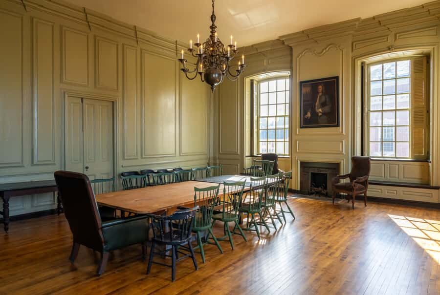 Newport's Colony House Tour - An In-Depth Look at the Newport Colony House Tour