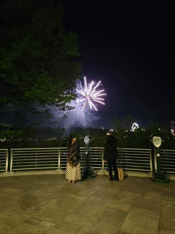 Niagara Falls: Private Sunset Walking Tour - Practical Details and Considerations