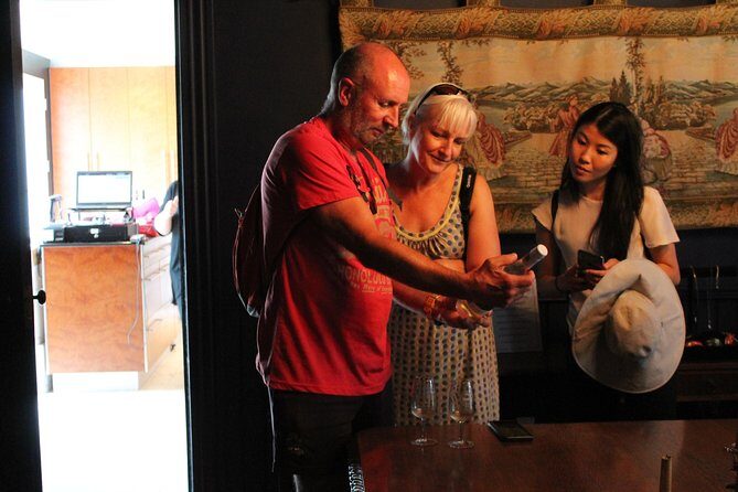 Niagara Falls with Maple & Wine from Toronto. Local Experience - How This Tour Balances Cost and Experience