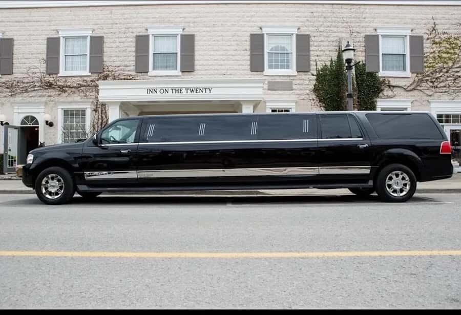 Niagara-on-the-Lake: Private vehicle Wine Tour with Tastings - Why This Tour Stands Out