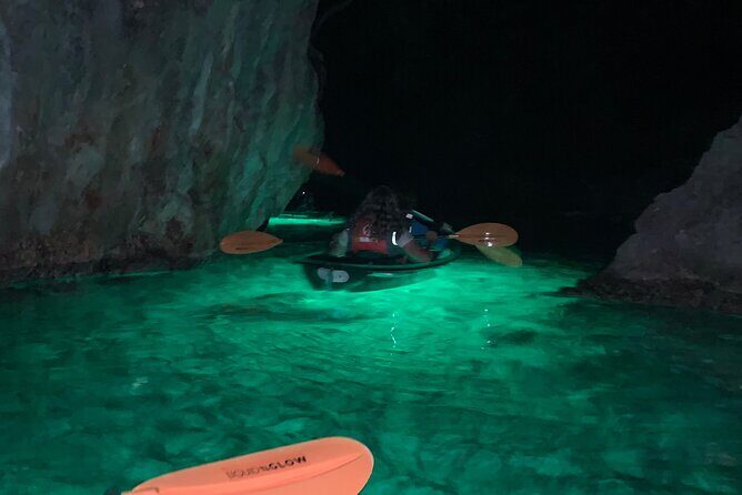 Night Kayaking with Liquid Glow - The Value of This Night Kayaking Tour