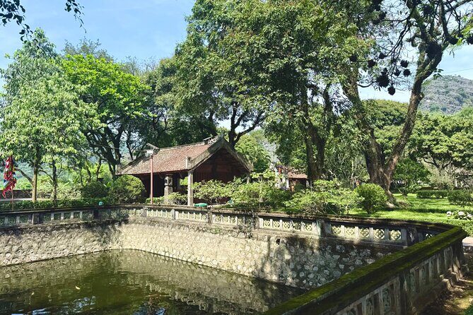 Ninh Binh Day Escape from Hanoi: Local Life, Connection & Tales - What Makes This Tour Stand Out?