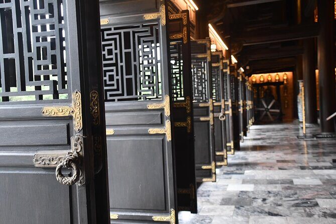 Ninh Binh: Explore Bai Dinh Pagoda, Trang An & Mua Cave Views - Bai Dinh Pagoda: The Largest in Southeast Asia