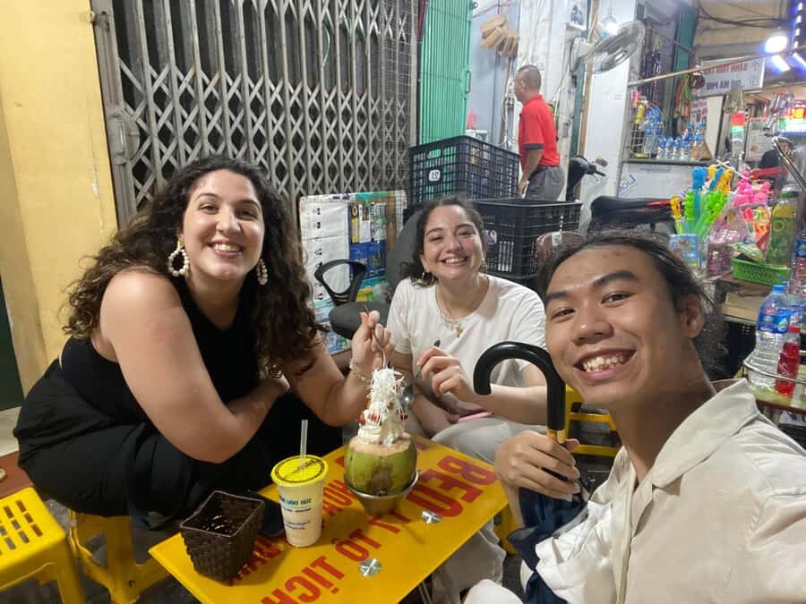No Diet Club - Local food tour in Hanoi with many tastings ! - The Duration and Flow