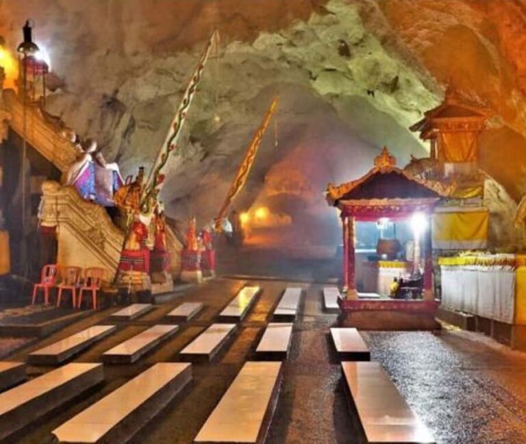 Nusa Penida: East Land Tour with Cave Temple & Beaches - What You Can Expect from This Tour