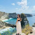 Nusa Penida: Eco-conscious West & East Tour with Snorkeling - Transportation and Group Size