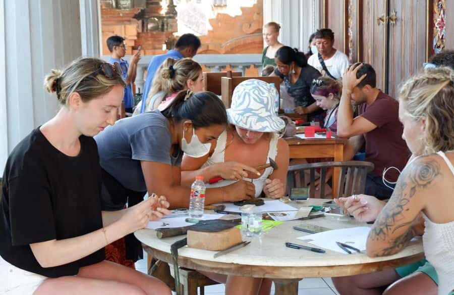 Nusa Penida: Silver Ring Making Class with Local Art - The Itinerary in Detail