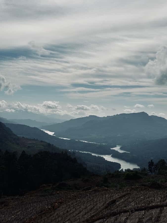 Nuwara Eliya: Premium Tea & Waterfall Tour - Private SUV - Transportation and Group Size