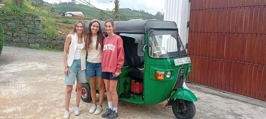 Nuwara Eliya: Private City Tour by Tuk Tuk - Practical Details and What to Expect