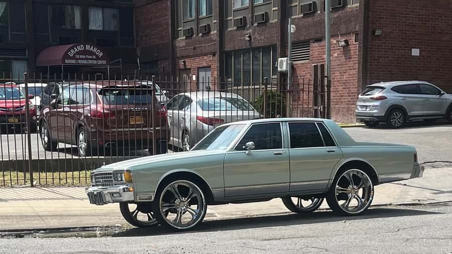 NYC: Bronx Subway and Walking Tour with Bronx Little Italy - Transportation and Practicalities