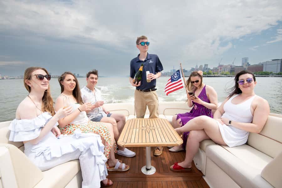 NYC: Fall Foliage Private Yacht Tour - Practical Details and Considerations